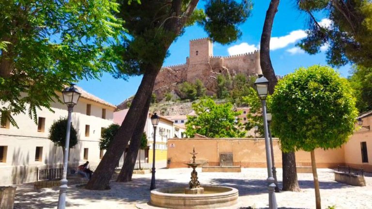 Todo sobre Almansa - qué ver, hacer, visitar, comer, historia, cómo llegar