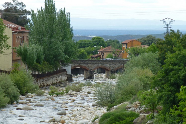 Qué ver en Candeleda - descubre qué hacer, visitar, comer, historia ...