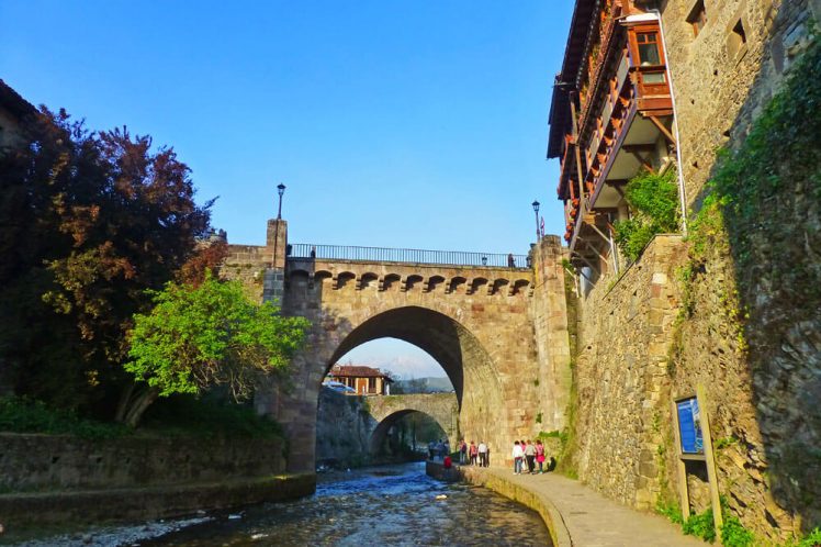 Todo sobre Potes - qué ver, comer, comprar, historia, cómo llegar